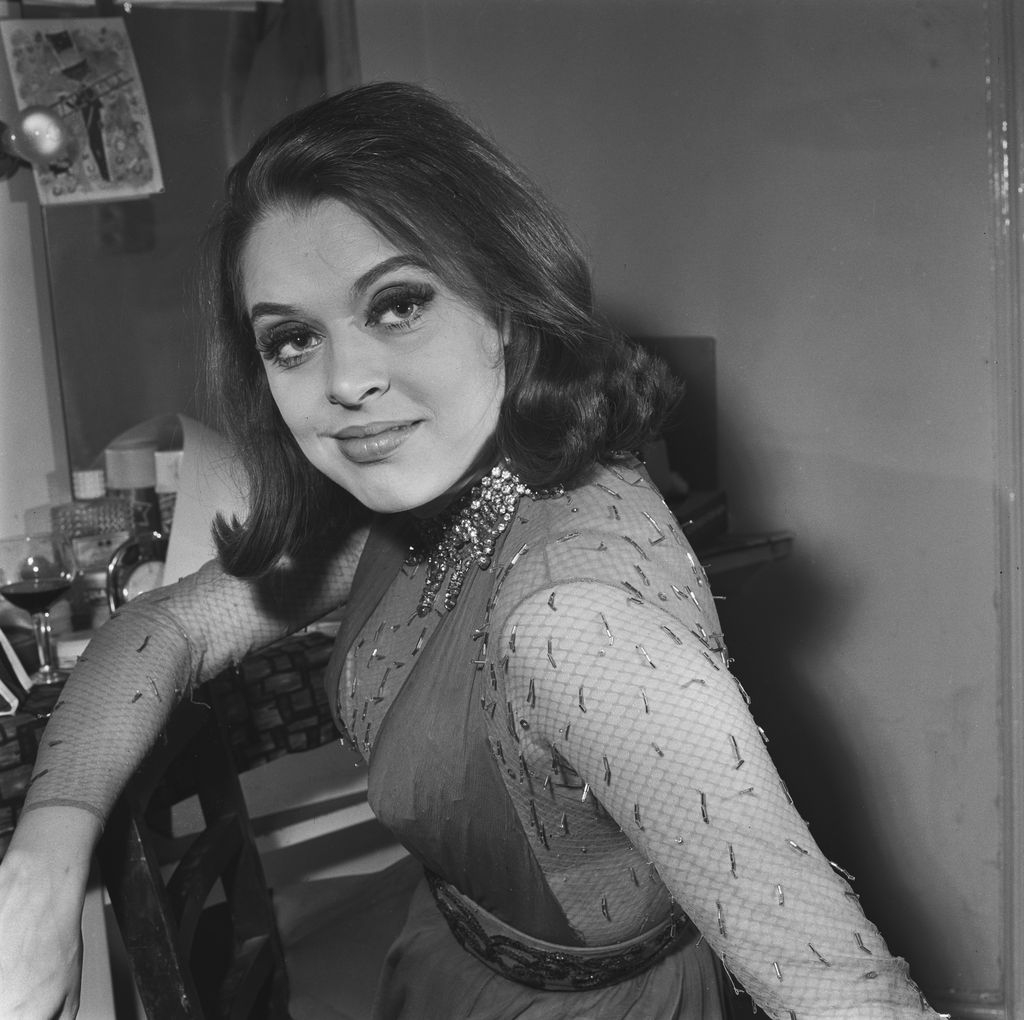 Lynda Baron Lynda Baron: Tributes Pour In For The Come Outside Aunt
