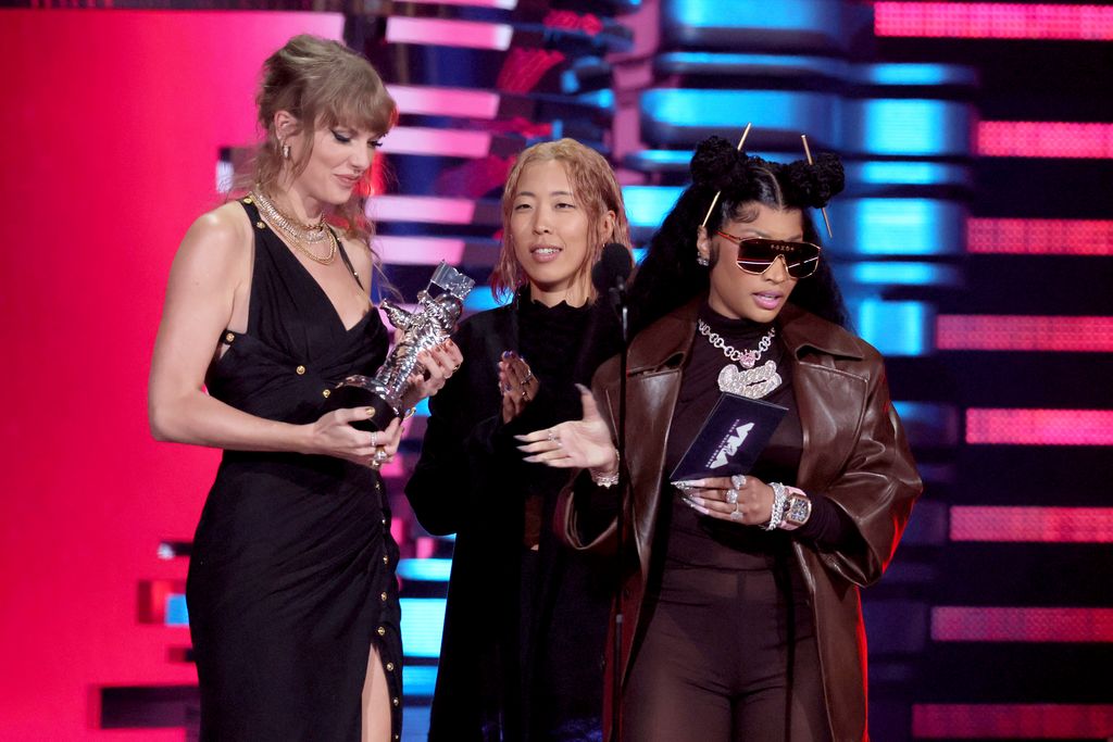 Nicki Minaj Voordat Ze Nep Was CANCAN.RO A Aflat Ce A Cerut Nicki