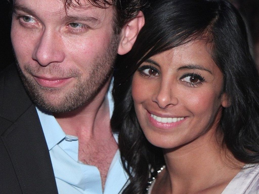 Christian Ulmen & Collien Fernandes: Baby ist da! | Promiflash.de