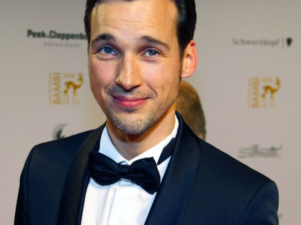 Florian David Fitz: "Er ist echt nett!" | Promiflash.de