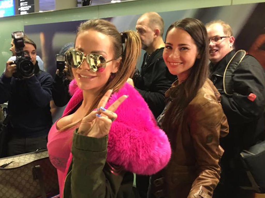 Honey eifersüchtig? Gina-Lisa & Nicole sind Dschungel-BFFs! | Promiflash.de