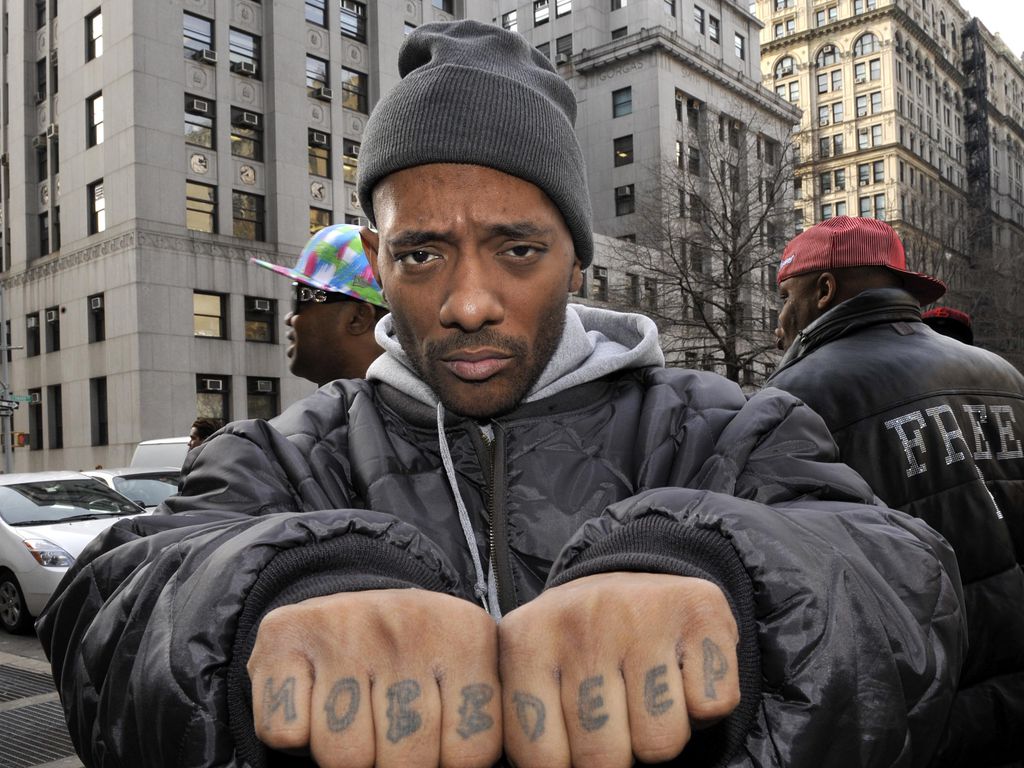 Prodigy (†42): Rap-Stars begleiteten ihn auf letzter Reise | Promiflash.de