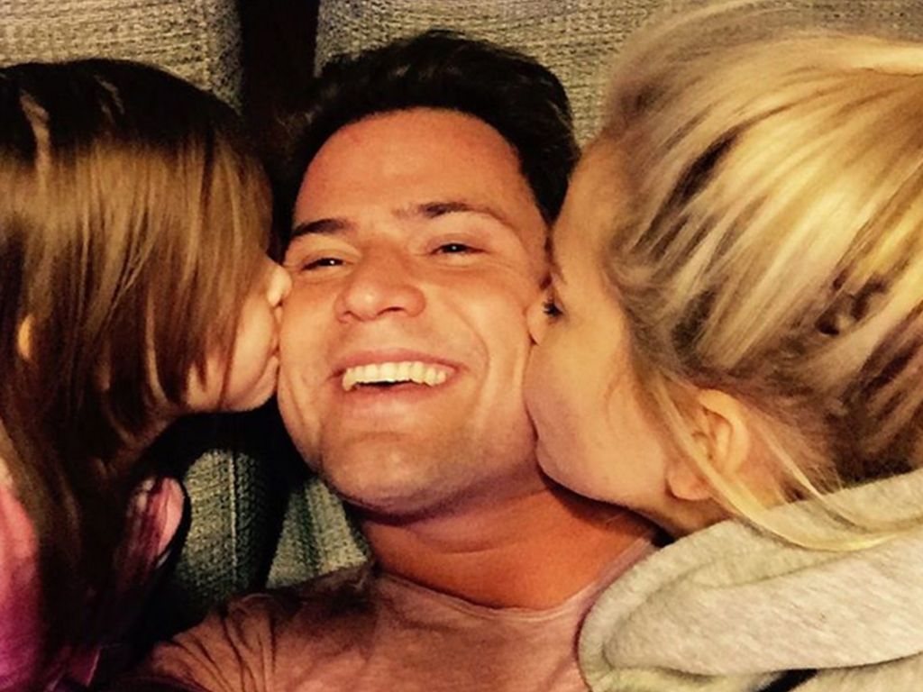 Roccos Trennung: Wie wird es Tochter Amelia (3) verkraften? | Promiflash.de