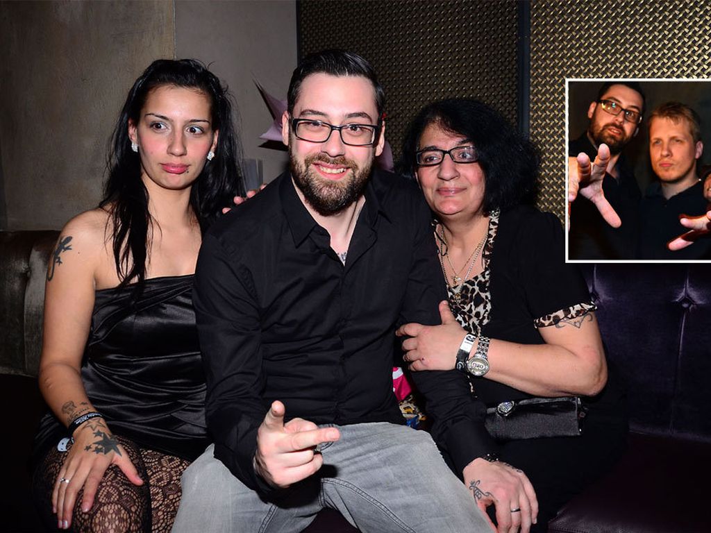Sido: Fette Party mit Familie, Freunden & Pocher | Promiflash.de