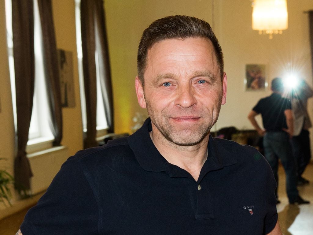 Im Abseits: Fußball-Weltmeister geht ins Dschungelcamp! | Promiflash.de