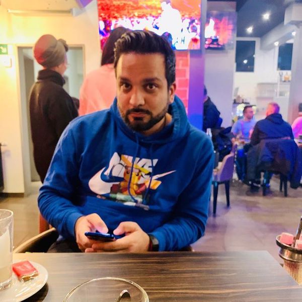 Sahand - Five Senses for Love | Promiflash