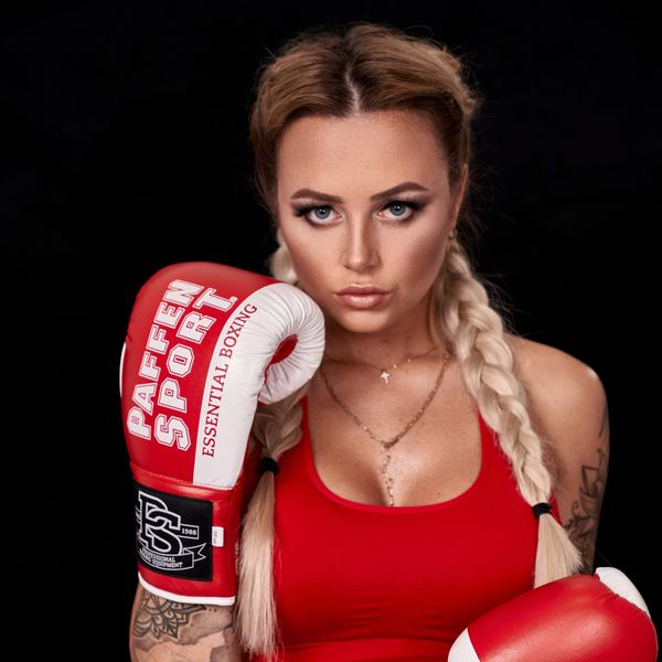 Jade Übach | Promiflash