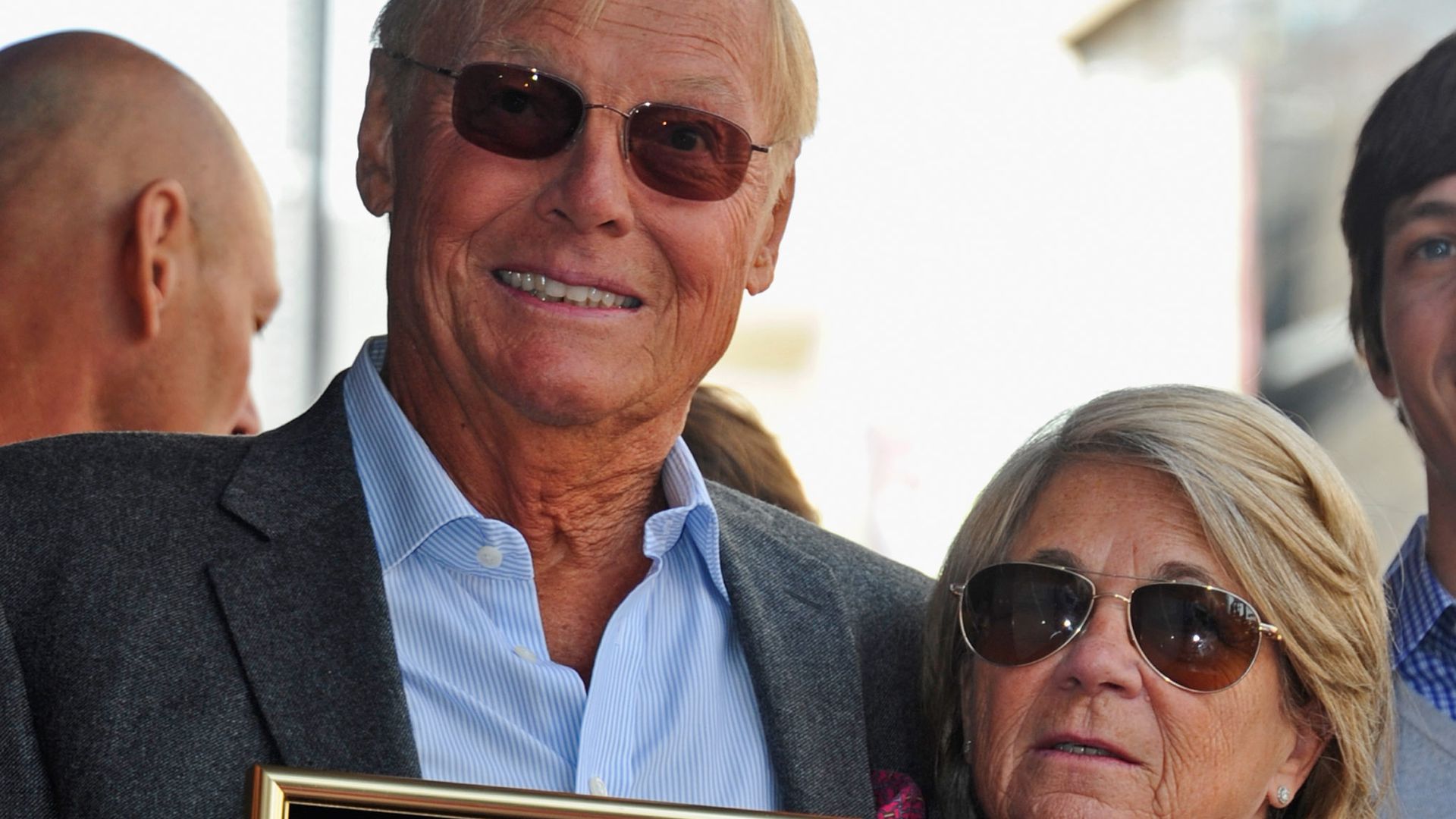 Er spielte den Batman! Adam West mit 88 Jahren verstorben