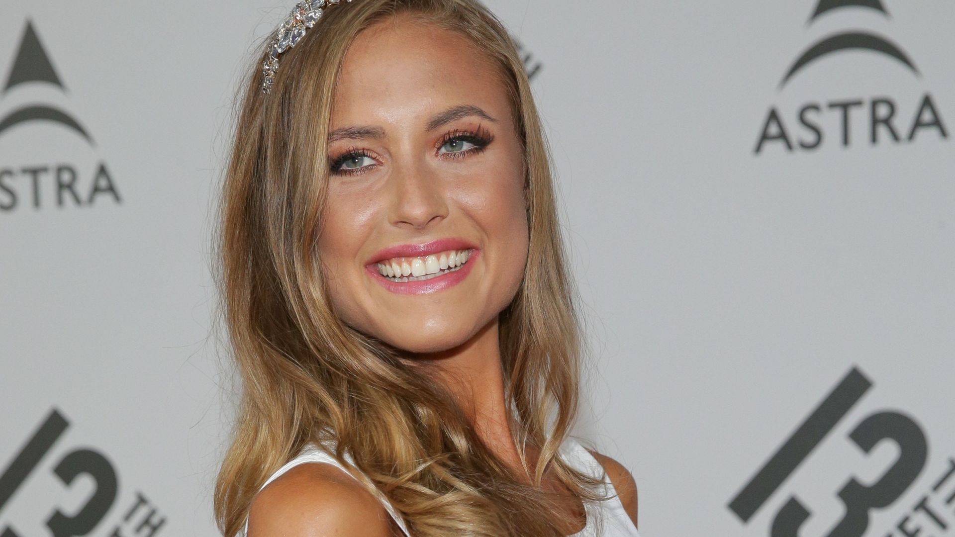 Aus 100 Girls: Alena Gerber ist "Miss Hotness"! | Promiflash.de