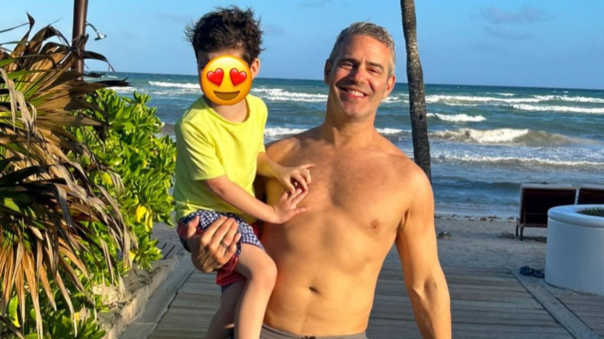 Andy Cohens Sohn Ben sorgt für peinlichen Moment im Flugzeug