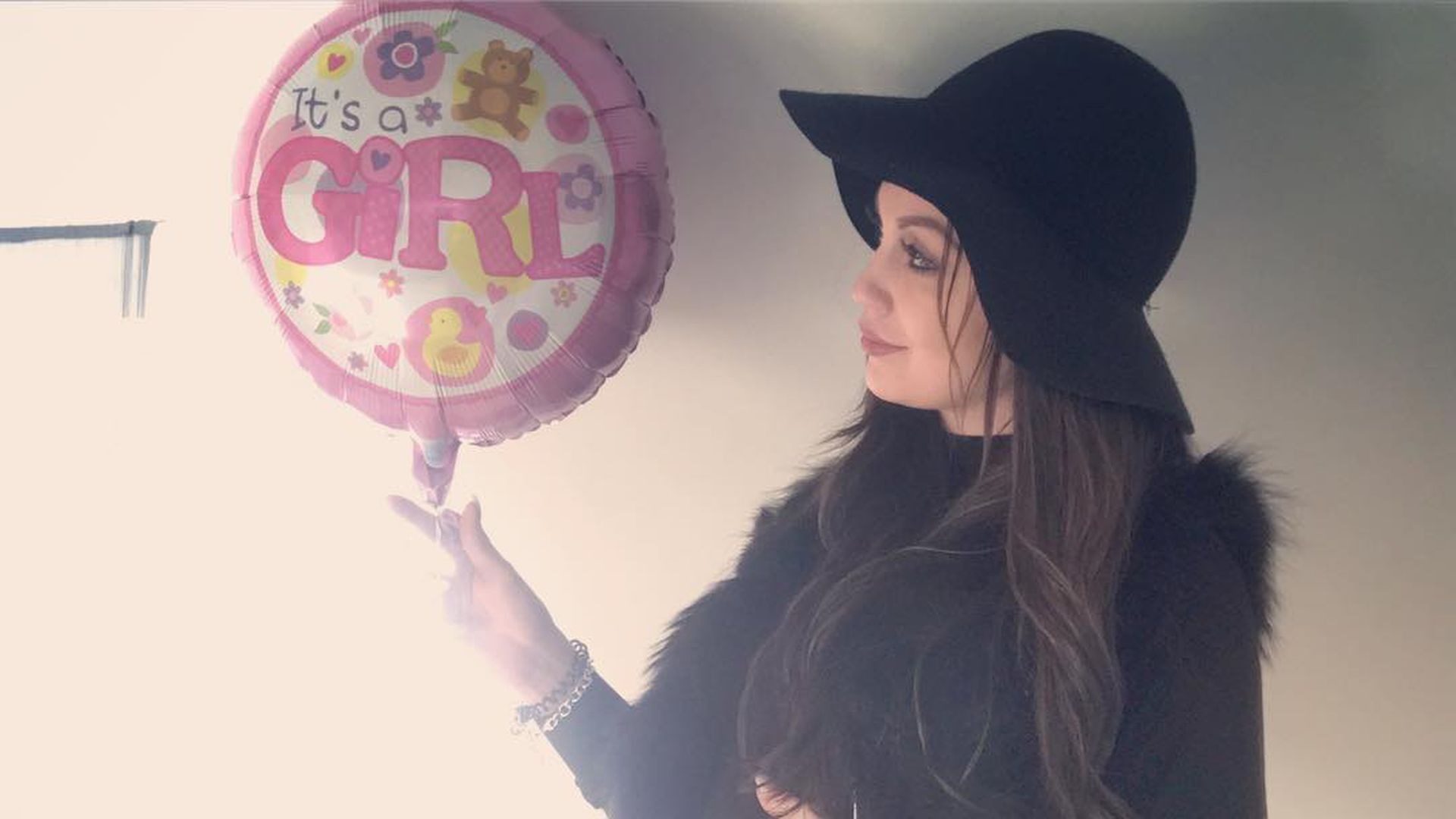 Pikant: Bachelor-Angies Baby wurde beim Spieleabend gezeugt ...