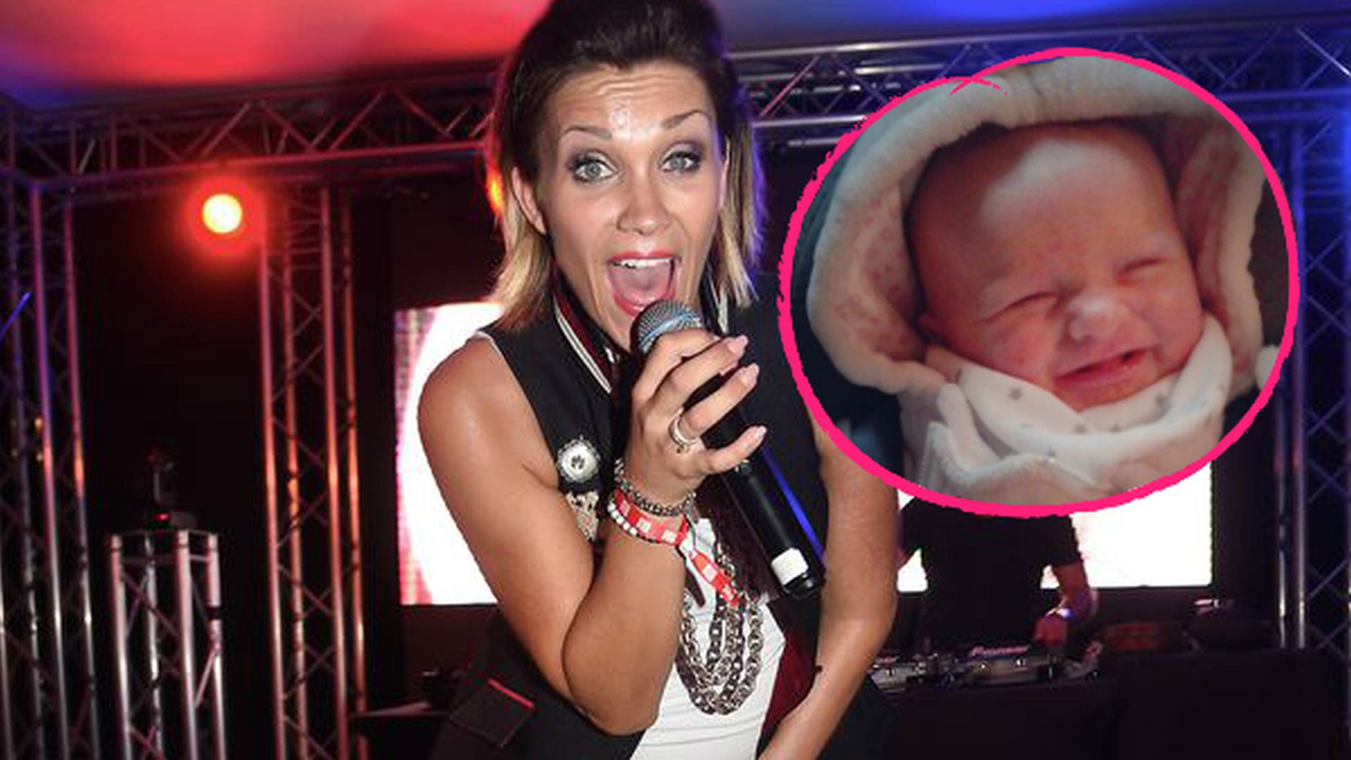 Wie süß: Anna-Maria Zimmermann singt für Mia Rose Müller! | Promiflash.de