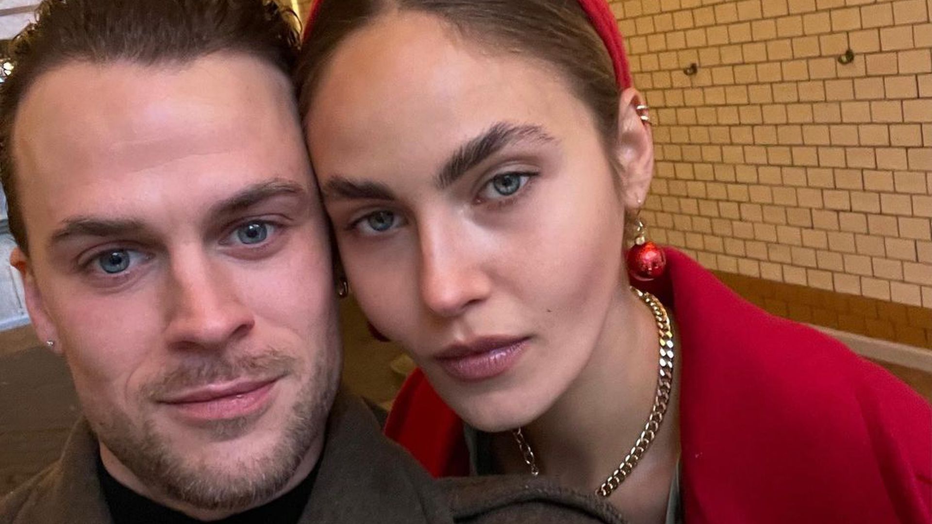 Nach Red-Carpet-Debüt: Elena Carrière zeigt Freund auf Insta