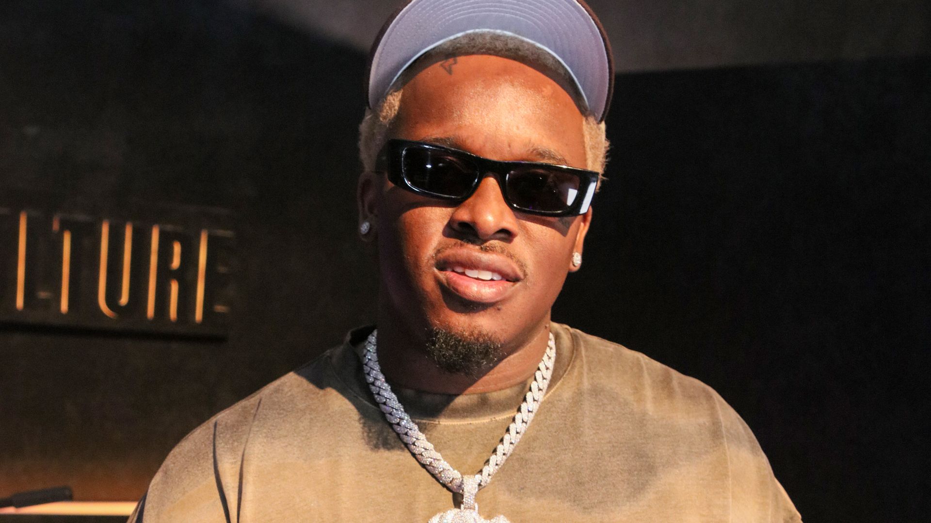 Kinder allein zu Hause: Rapper Blxst teilt Einbruchsvideo