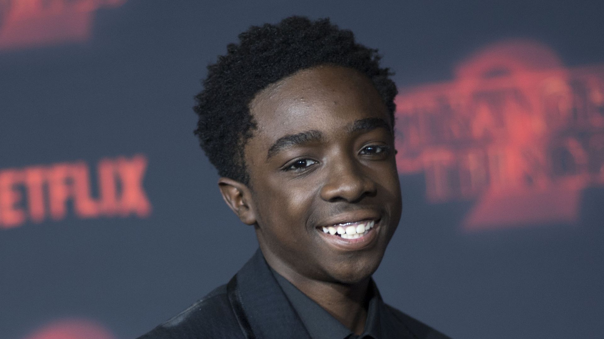 "Stranger Things"-Lucas: Caleb McLaughlin hatte Kuss-Angst! | Promiflash.de