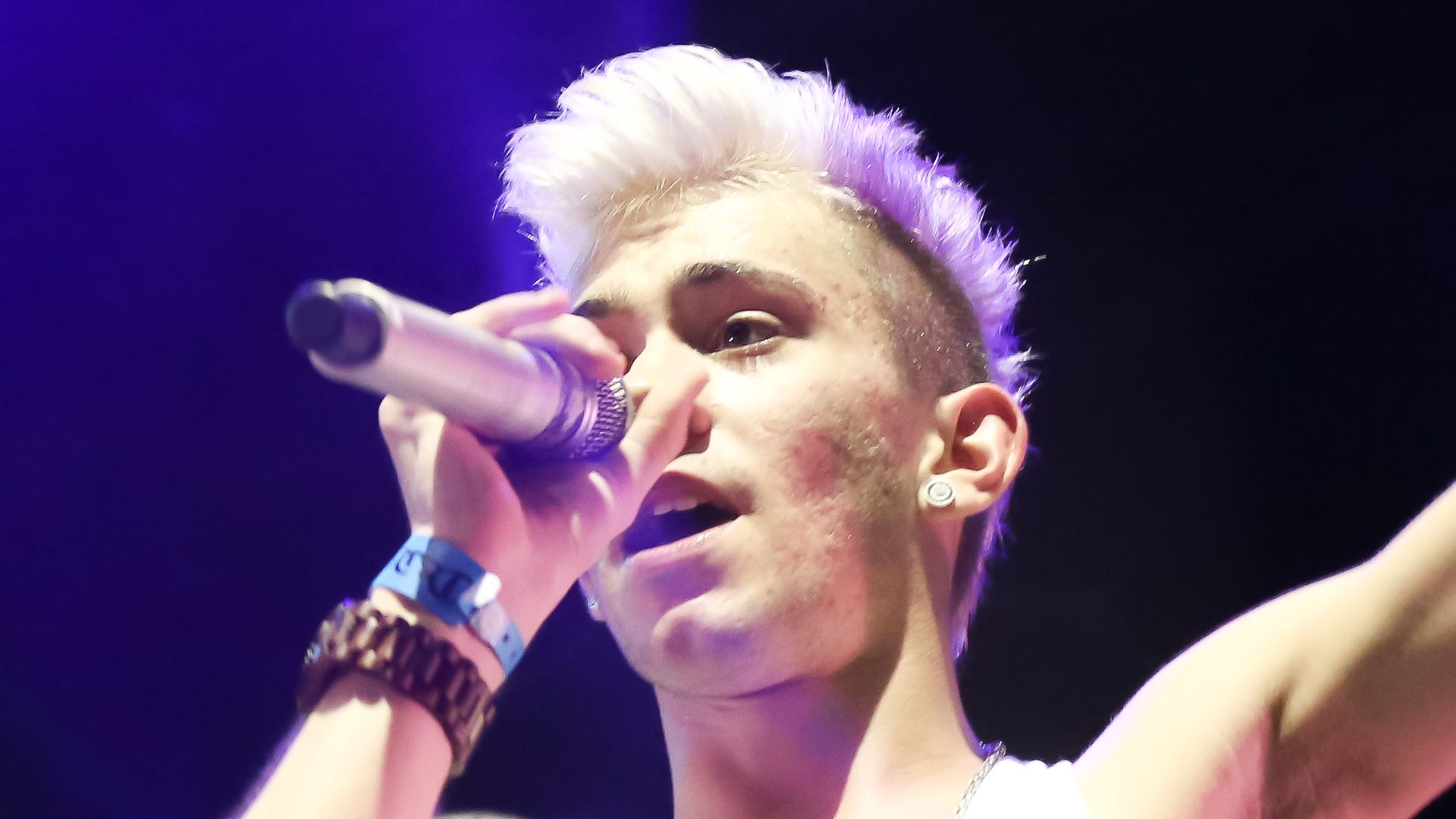 Tickets ab 20 Euro: Daniele Negroni schmeißt Mini-Konzert! | Promiflash.de