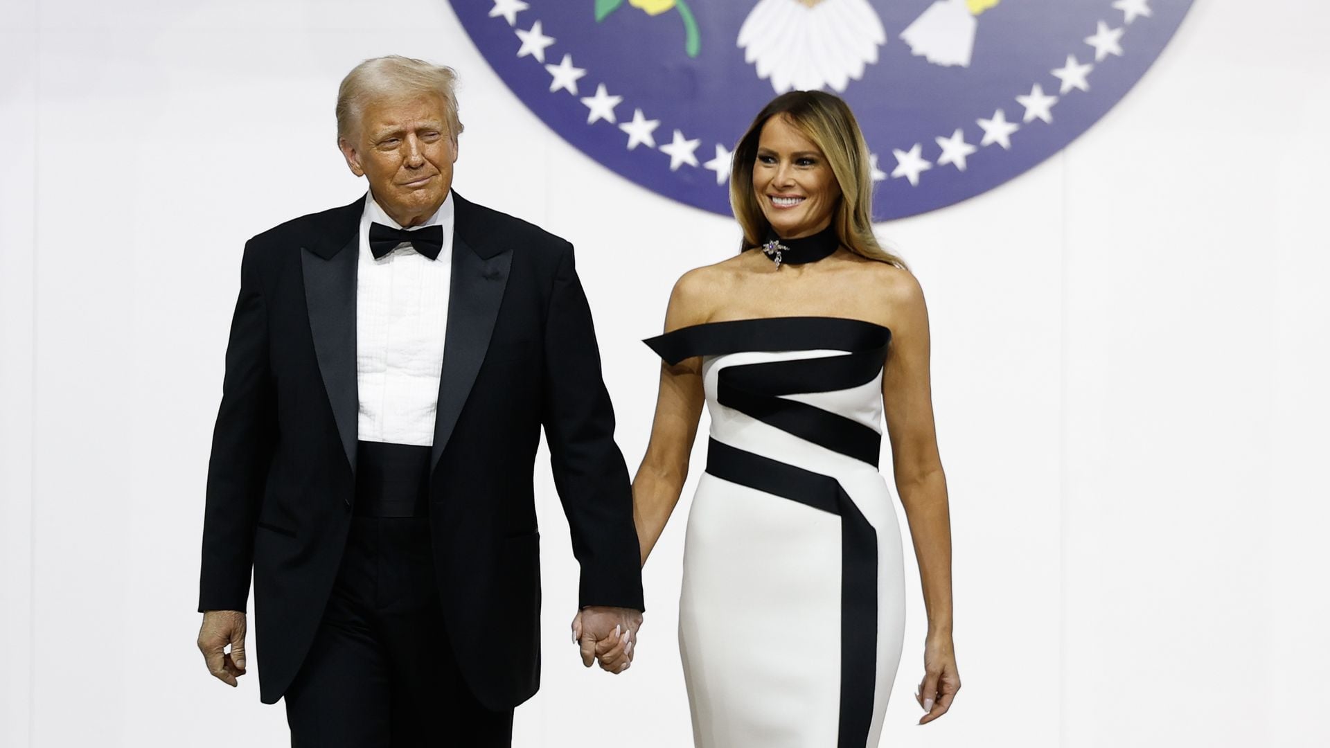 Lippenleser enthüllt Gespräch von Donald und Melania Trump