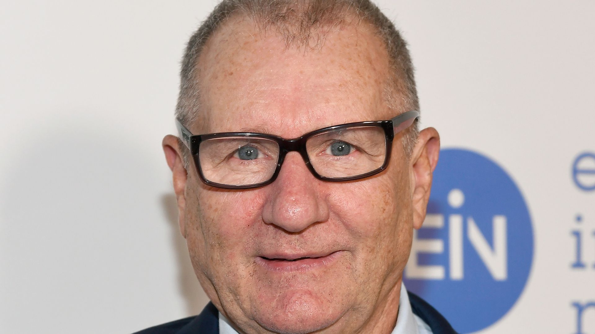 "Modern Family"-Star Ed O'Neill begeistert in lustigem Clip