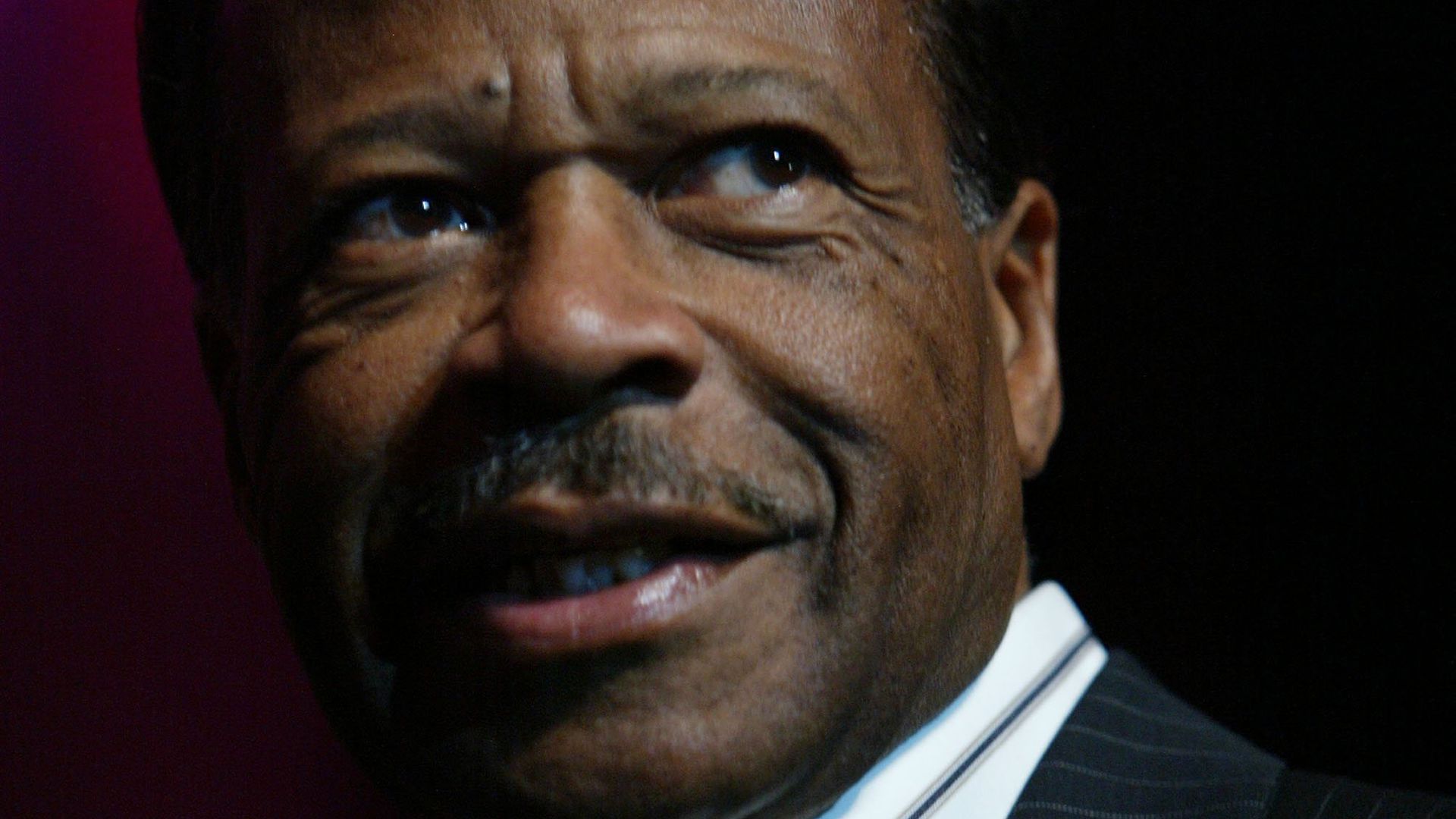 Abschied von Gospel-Legende: "Oh Happy Day"-Sänger ist tot! | Promiflash.de