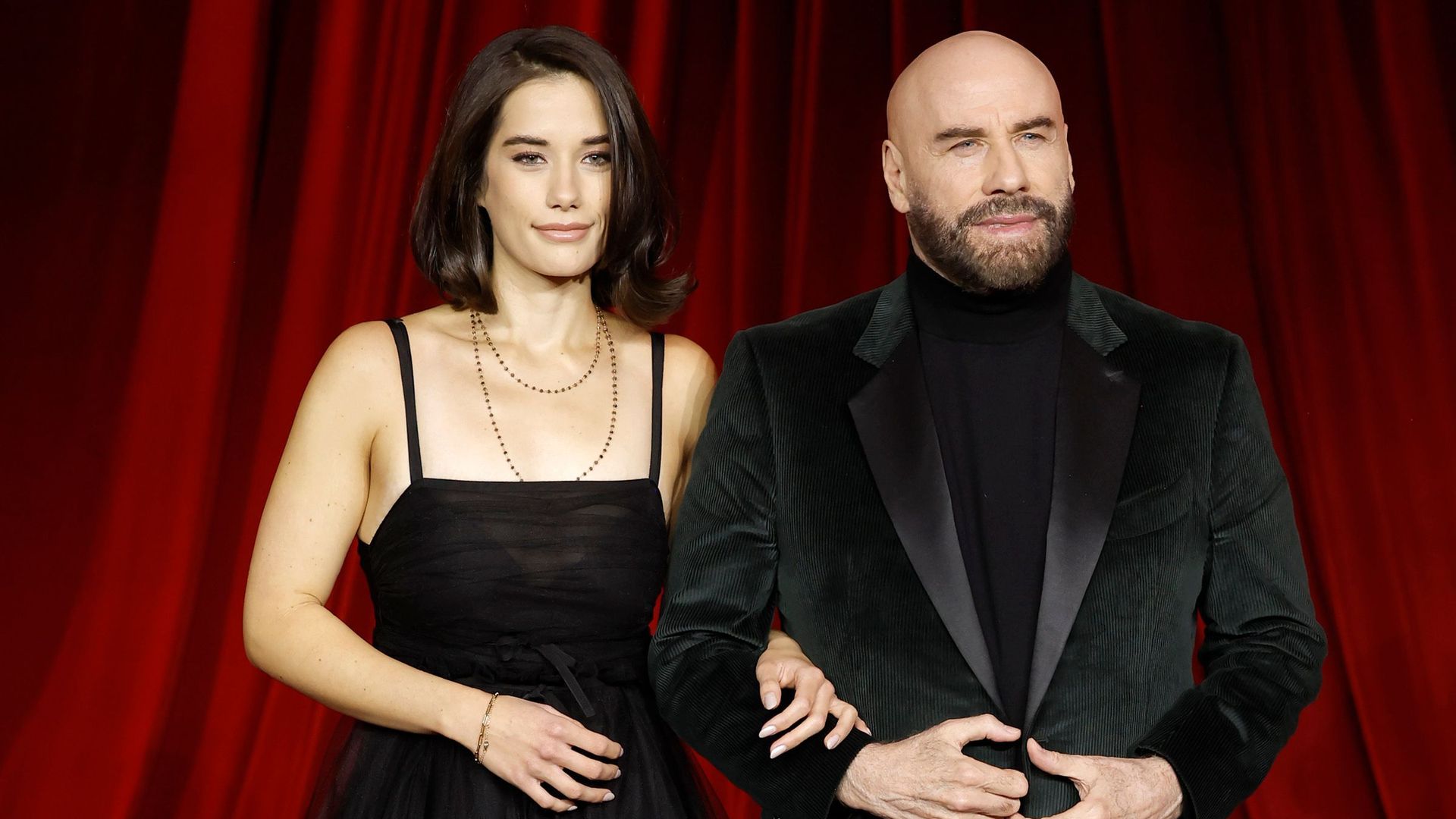 Wow-Moment: John Travoltas Tochter Ella stiehlt ihm die Show