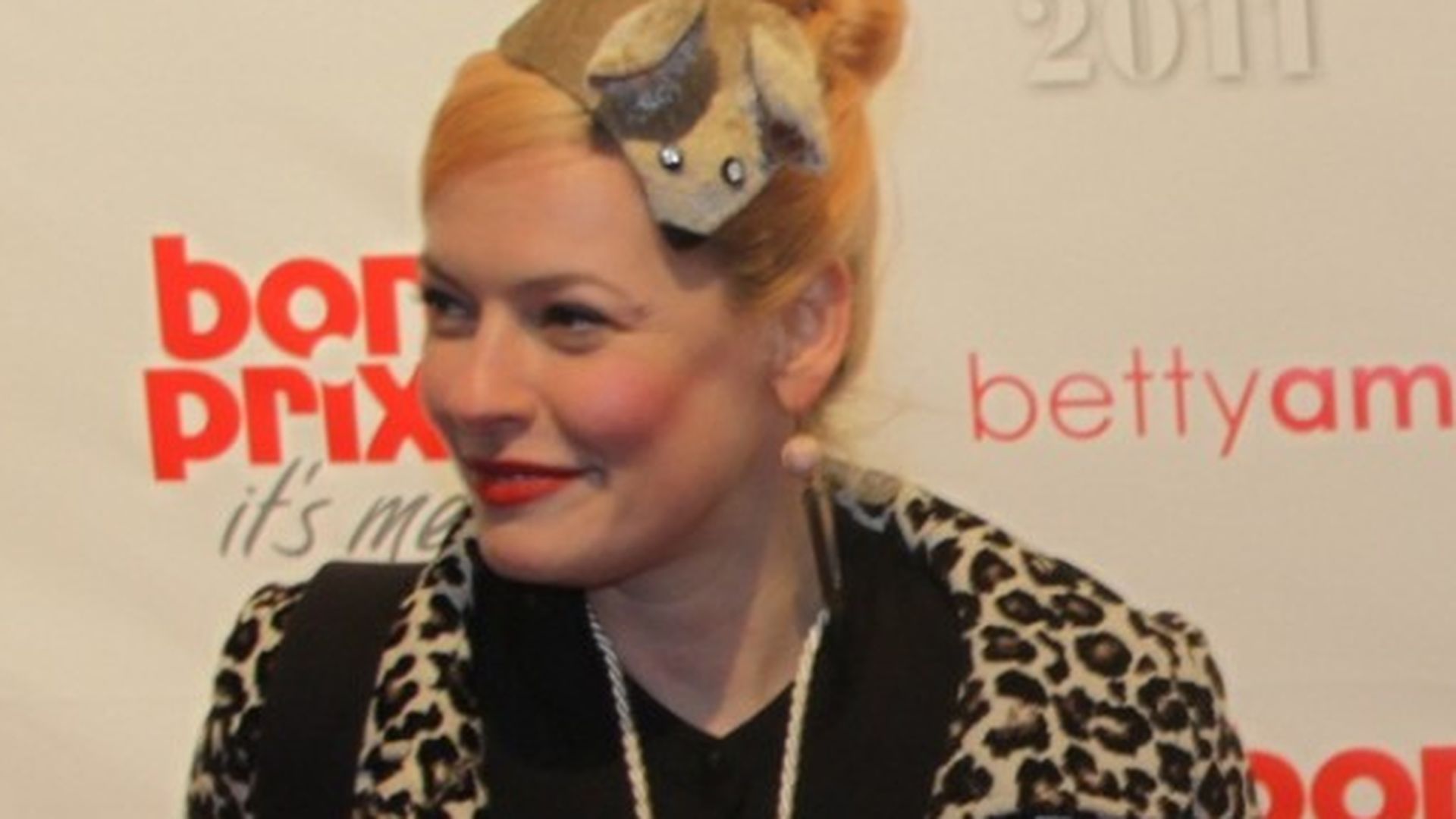 Enie van de Meiklokjes: Zur Party mit der Maus | Promiflash.de