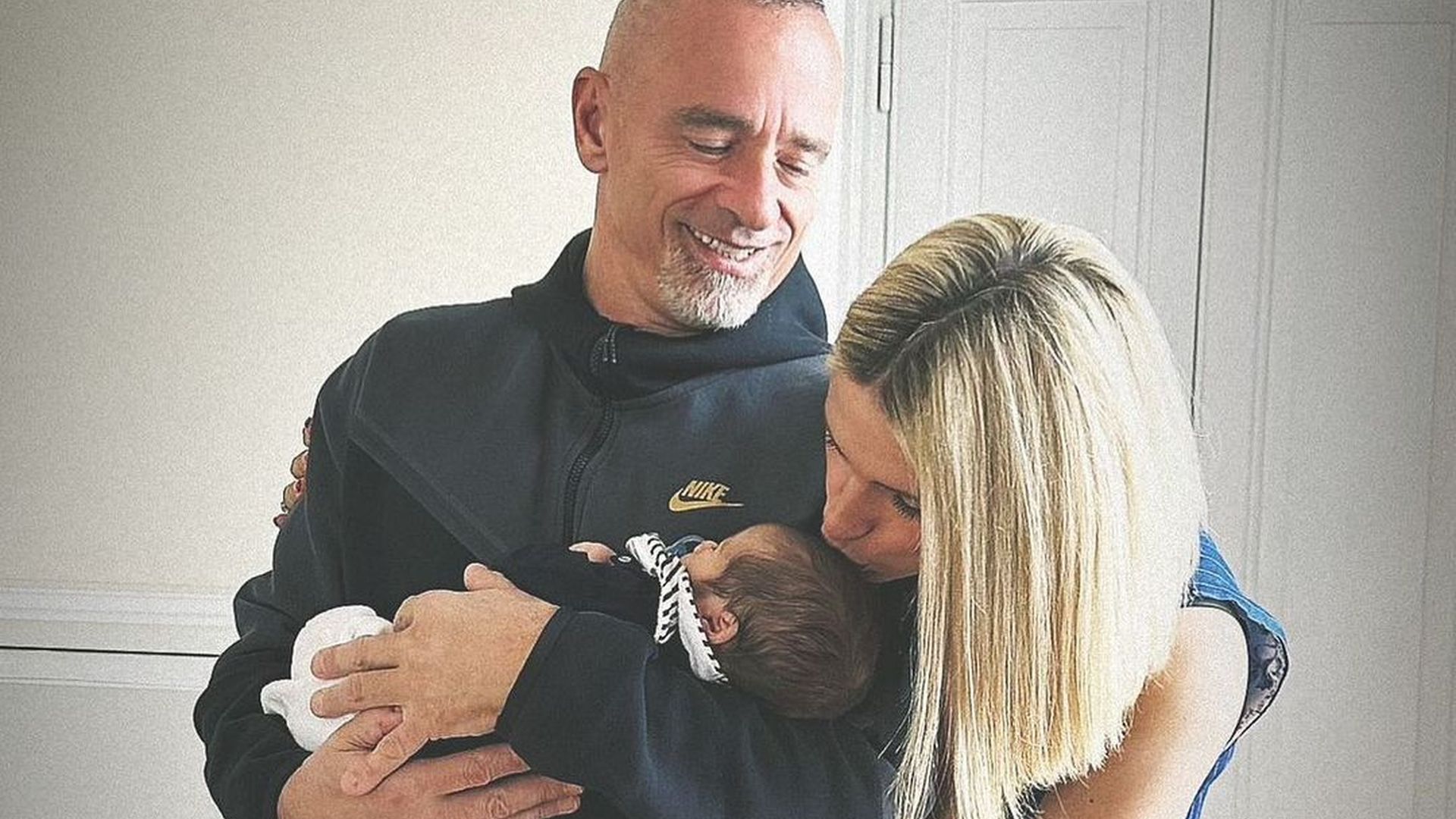 Wie süß! Michelle Hunziker und Eros kuscheln mit ihrem Enkel