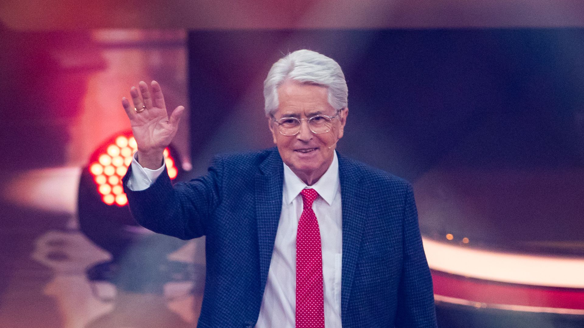 Fünf Jahre nach Parkinson-Diagnose: So geht's Frank Elstner