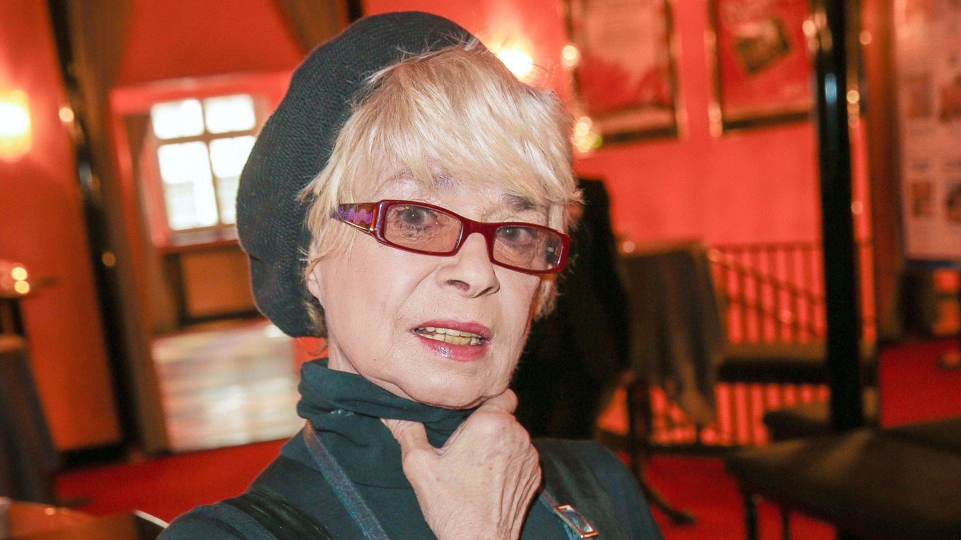 Schauspielerin Ingrid Steeger nach schwerem Sturz in Klinik | Promiflash.de