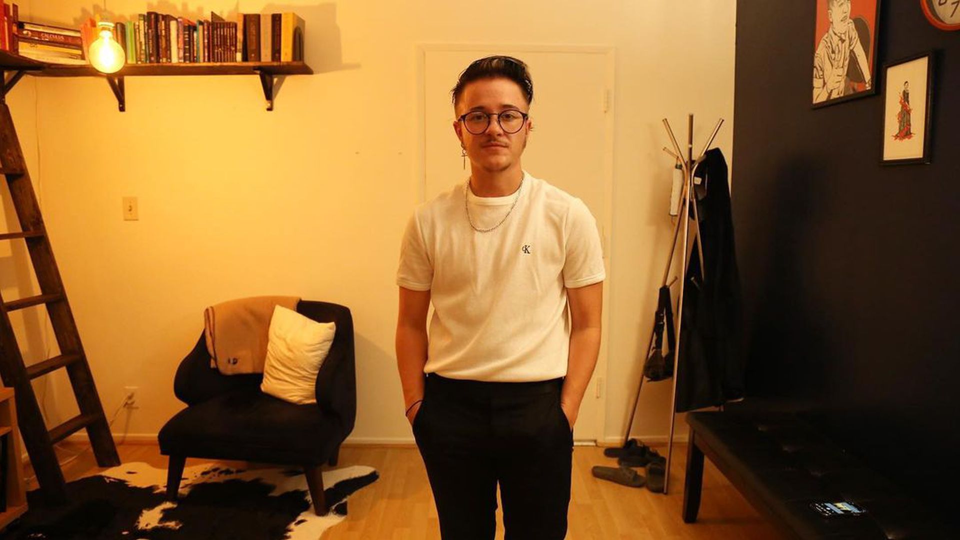 Premiere! J.J. Hawkins erster Trans-Darsteller in "Charmed"