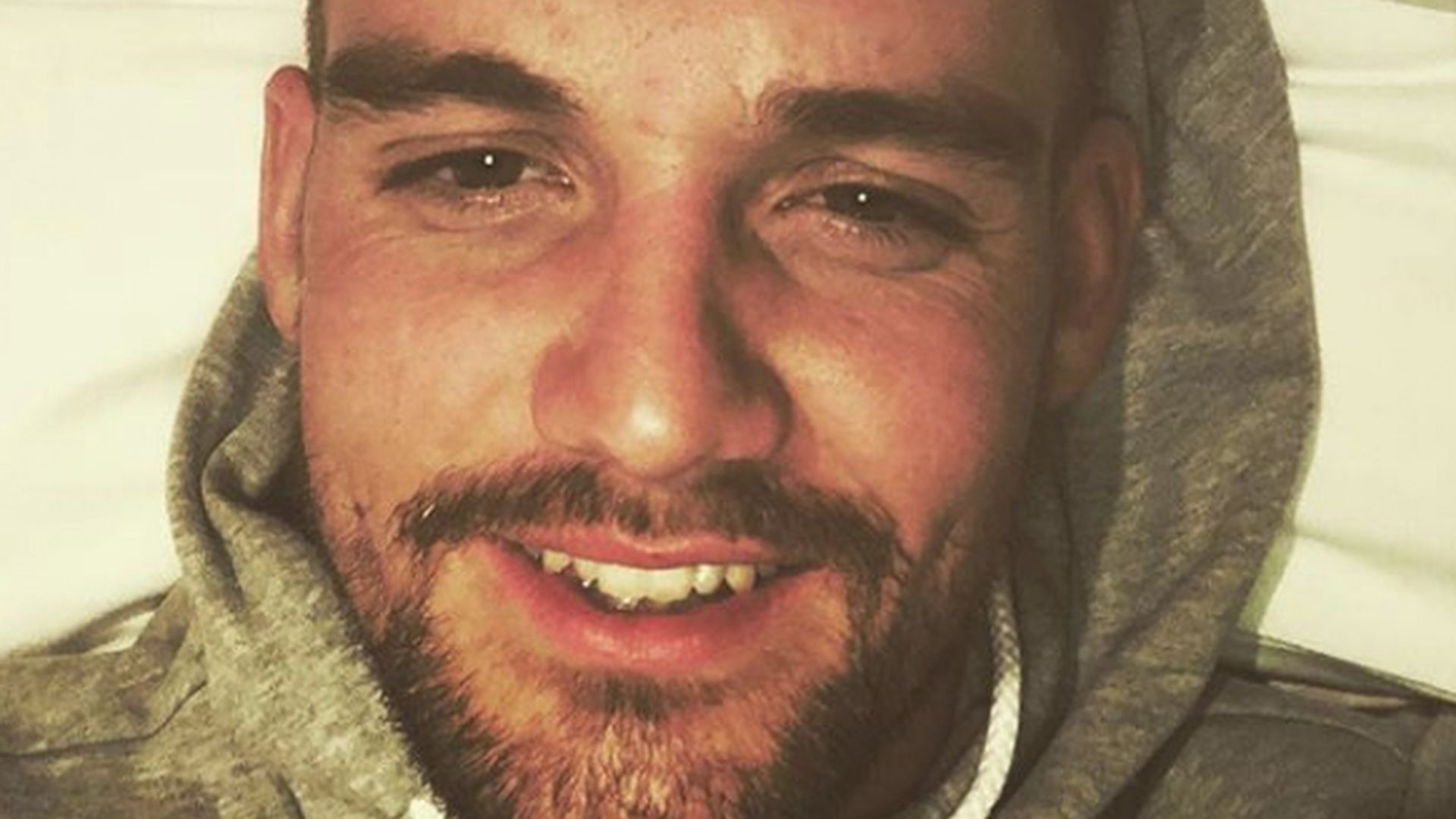 46-Stunden-Geburt: Serien-Star James Burrows ist Papa! | Promiflash.de