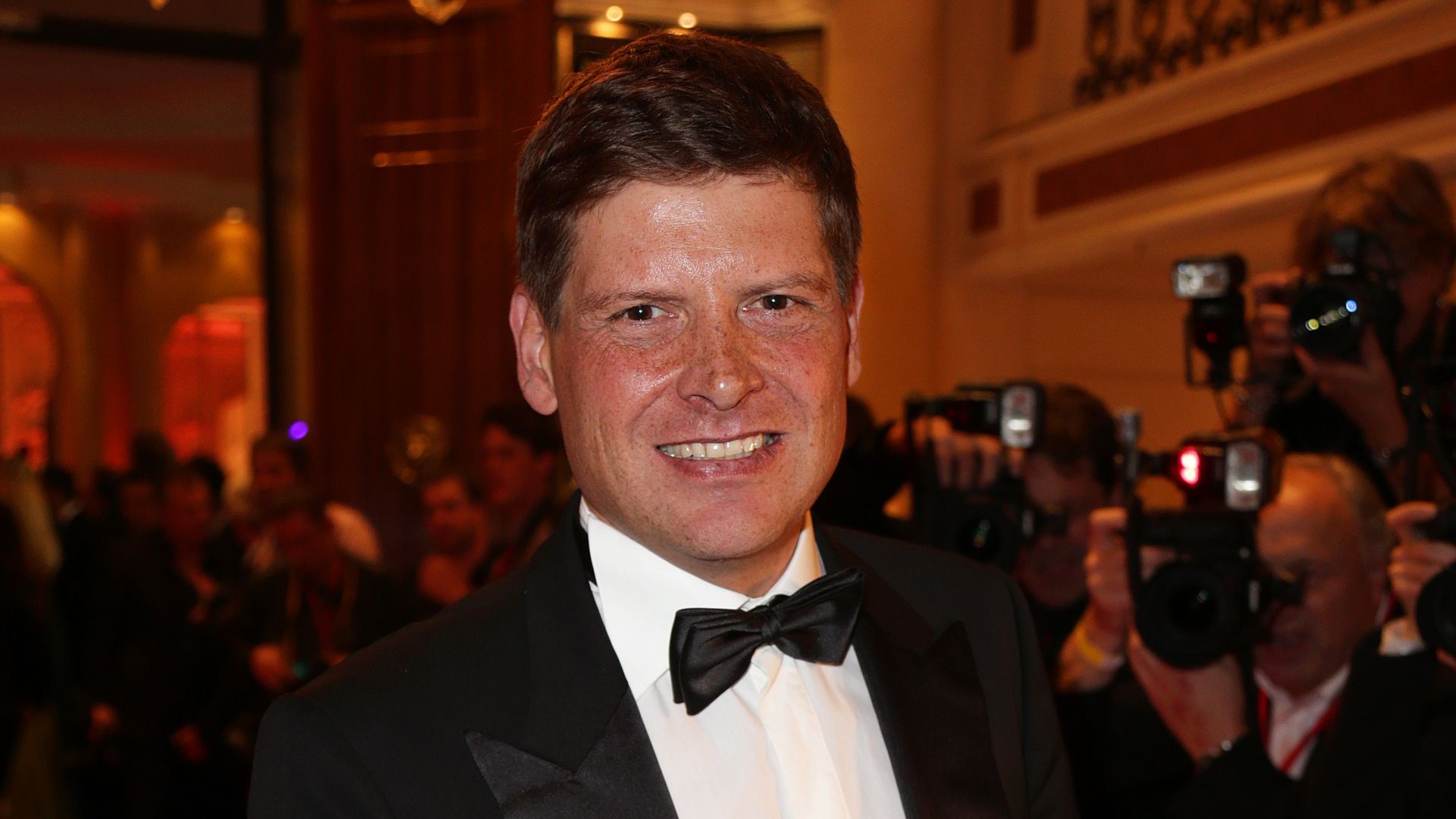 Doch in Europa: Jan Ullrich bricht Therapie in Miami ab! | Promiflash.de