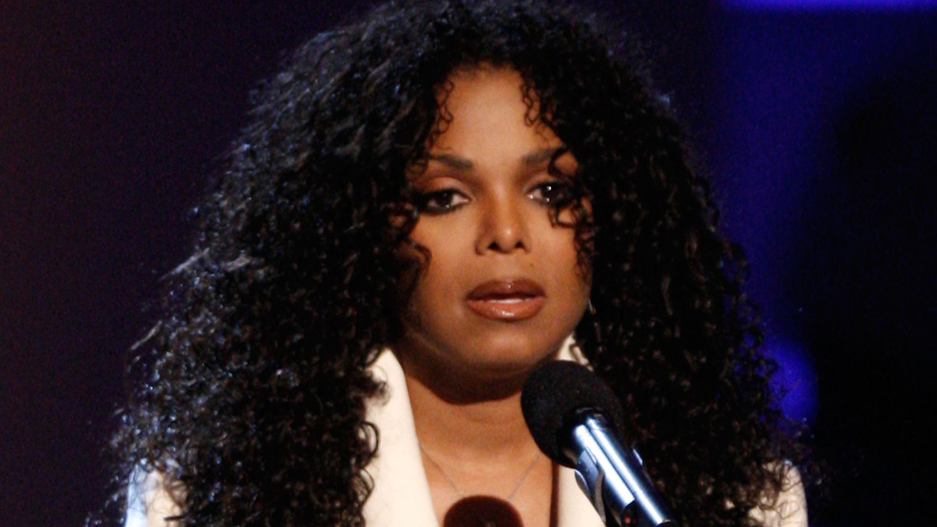 Ehrliches Geständnis: Janet Jackson findet Mama-Dasein hart