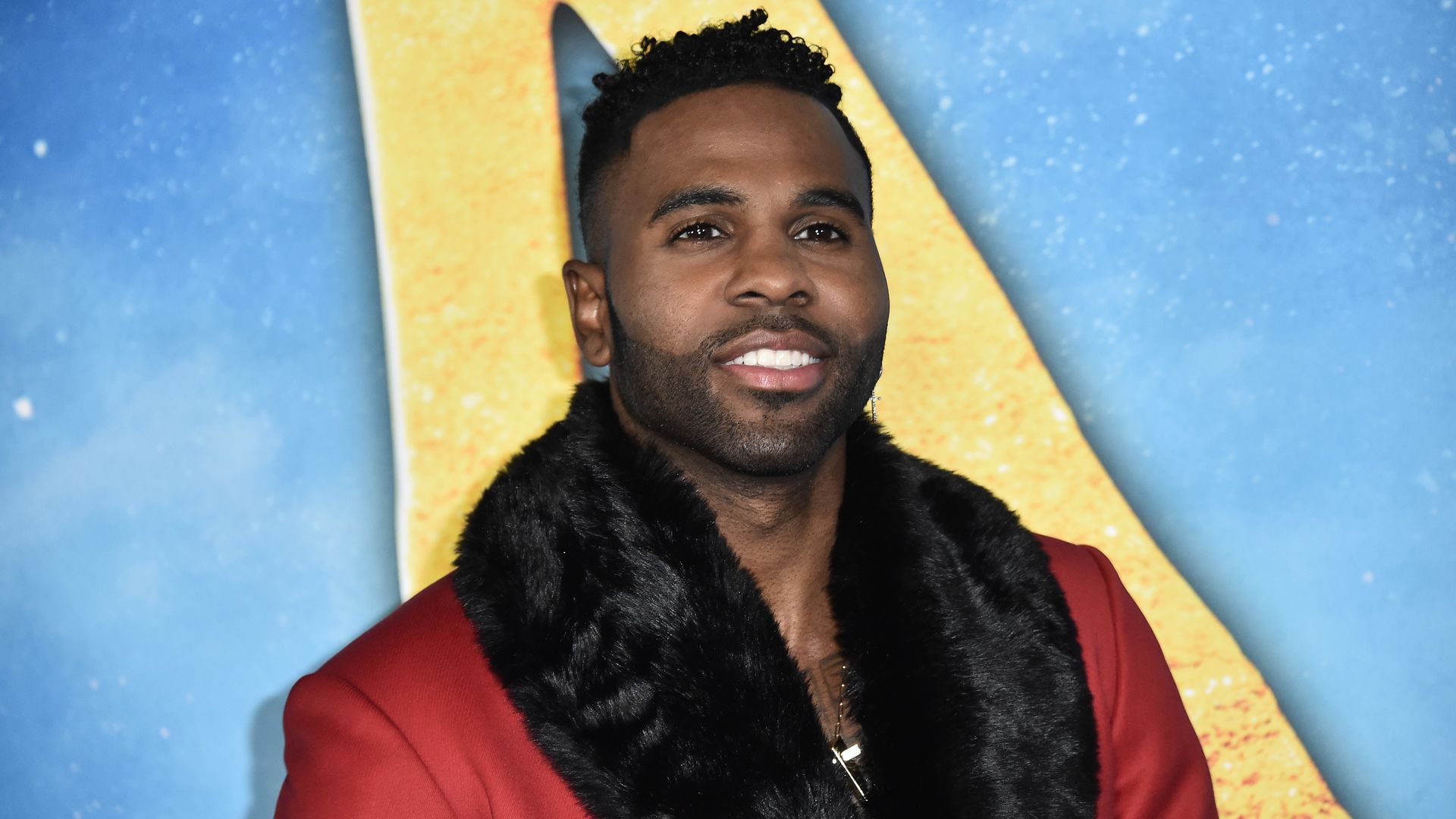 Jason Derulo gibt einem Studenten 5.000 Dollar Trinkgeld!