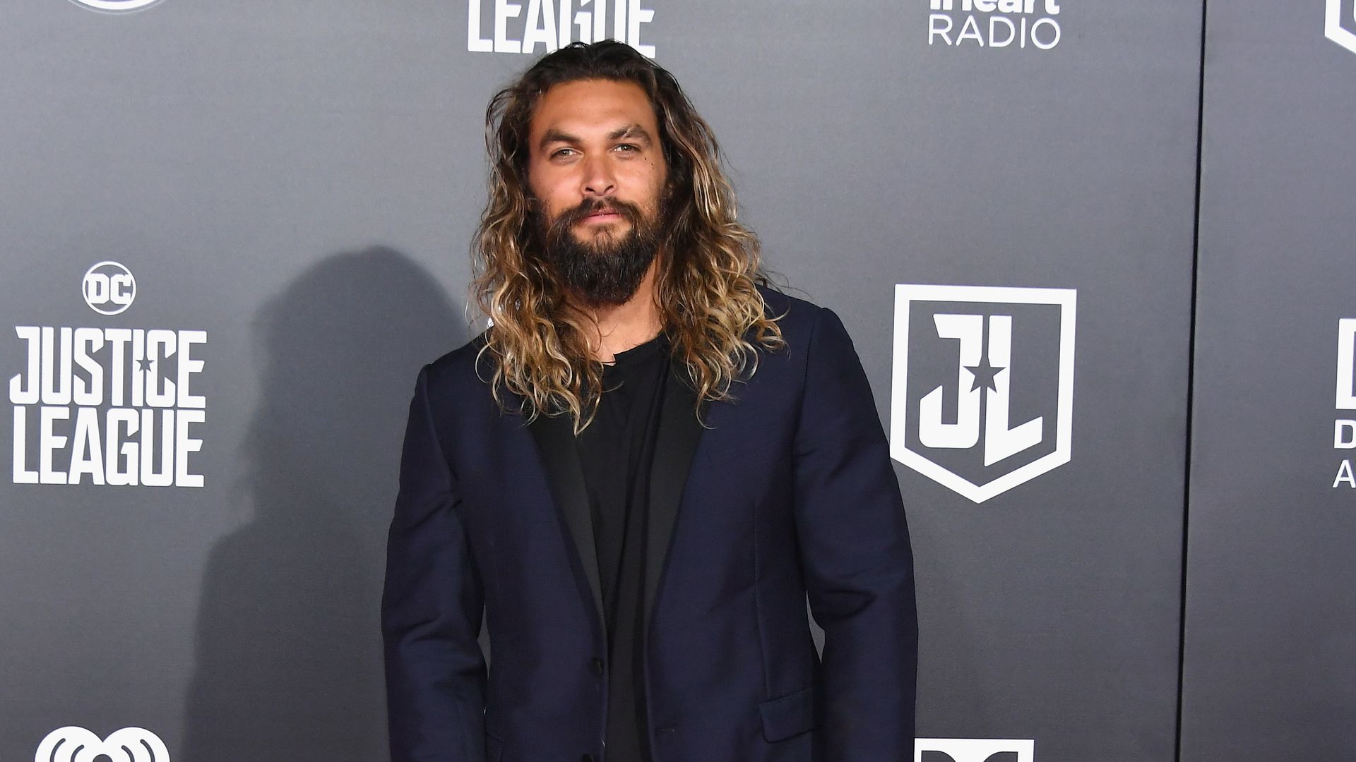 Jason Momoa machte fast alle Stunts für "Aquaman" selbst! | Promiflash.de