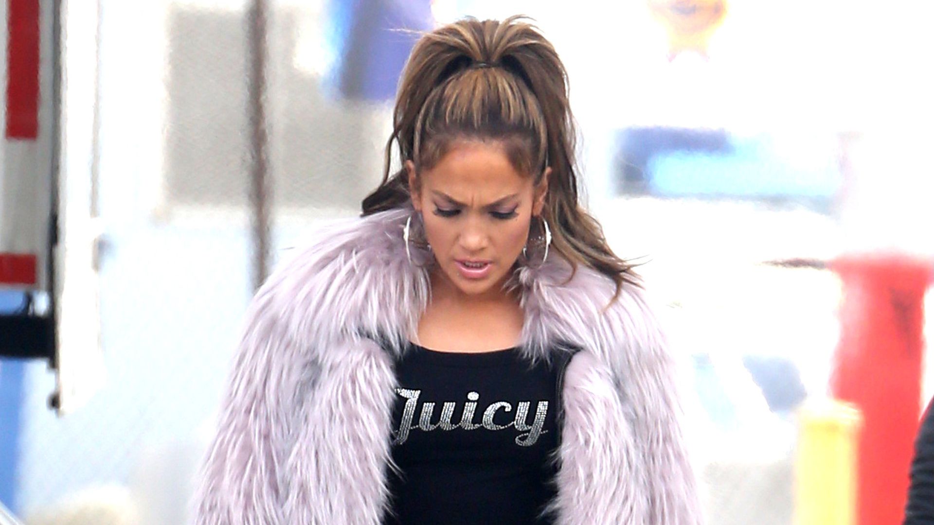 Am Set: J.Lo feiert "Jenny From The Block"-Look-Comeback! | Promiflash.de