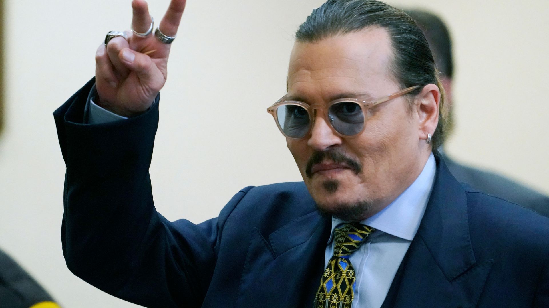 "Irrelevant": Darum sagte Johnny Depp heute doch nicht aus!