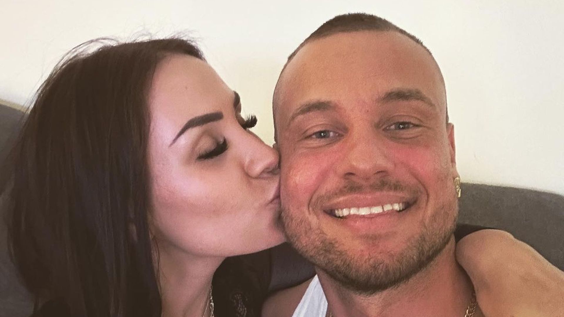 Nur auf Fame aus? Eric Sindermann zweifelt an Josis Gefühlen