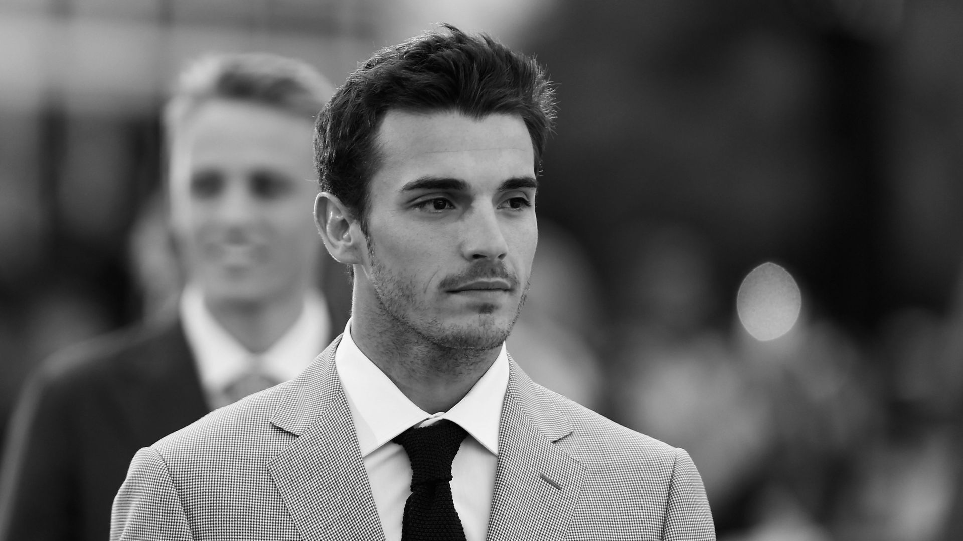 Große Trauerfeier: Jules Bianchi wird in Nizza beerdigt | Promiflash.de