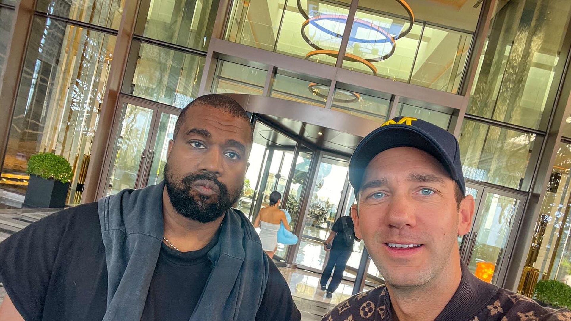 Mallorca-Umzug? Kanye West trifft sich mit Marcel Remus!