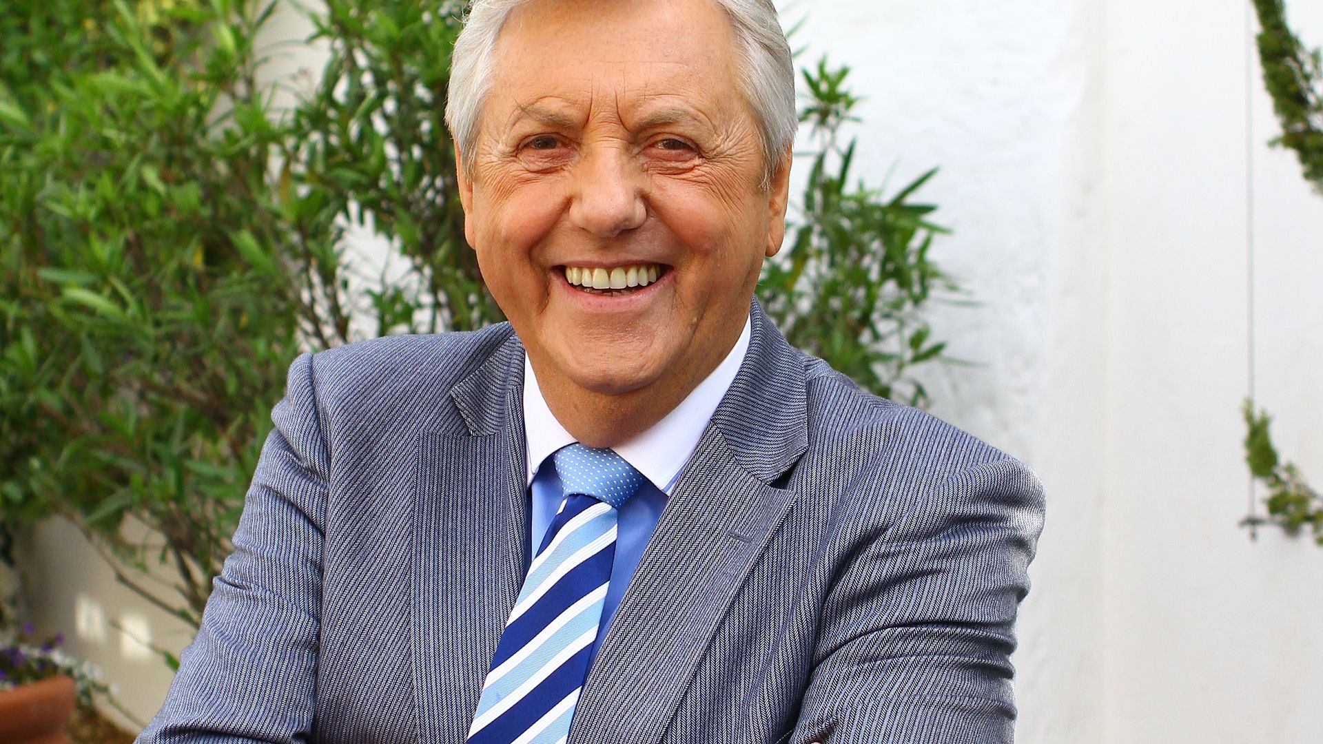 Erneut im Krankenhaus: Fans bangen um Karl Moik | Promiflash.de