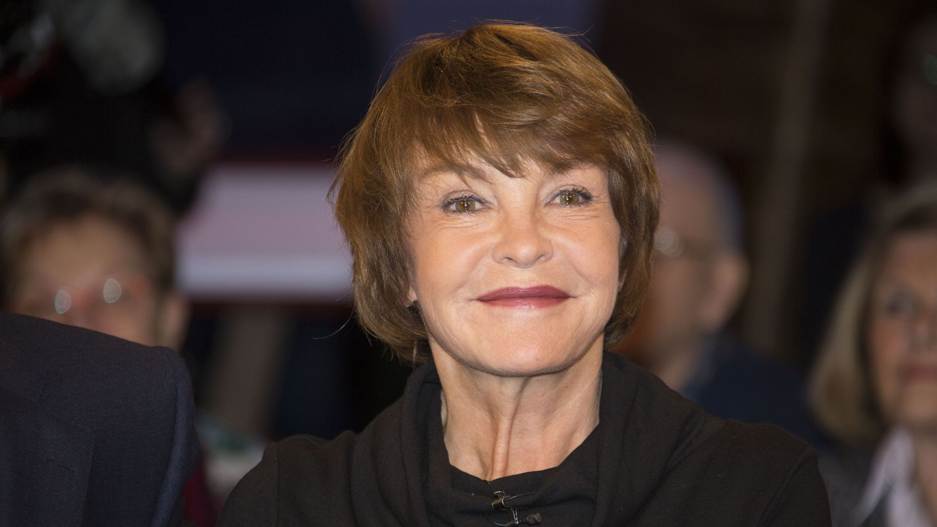 Rente von "Good Bye, Lenin"-Star Katrin Sass reicht nicht! | Promiflash.de