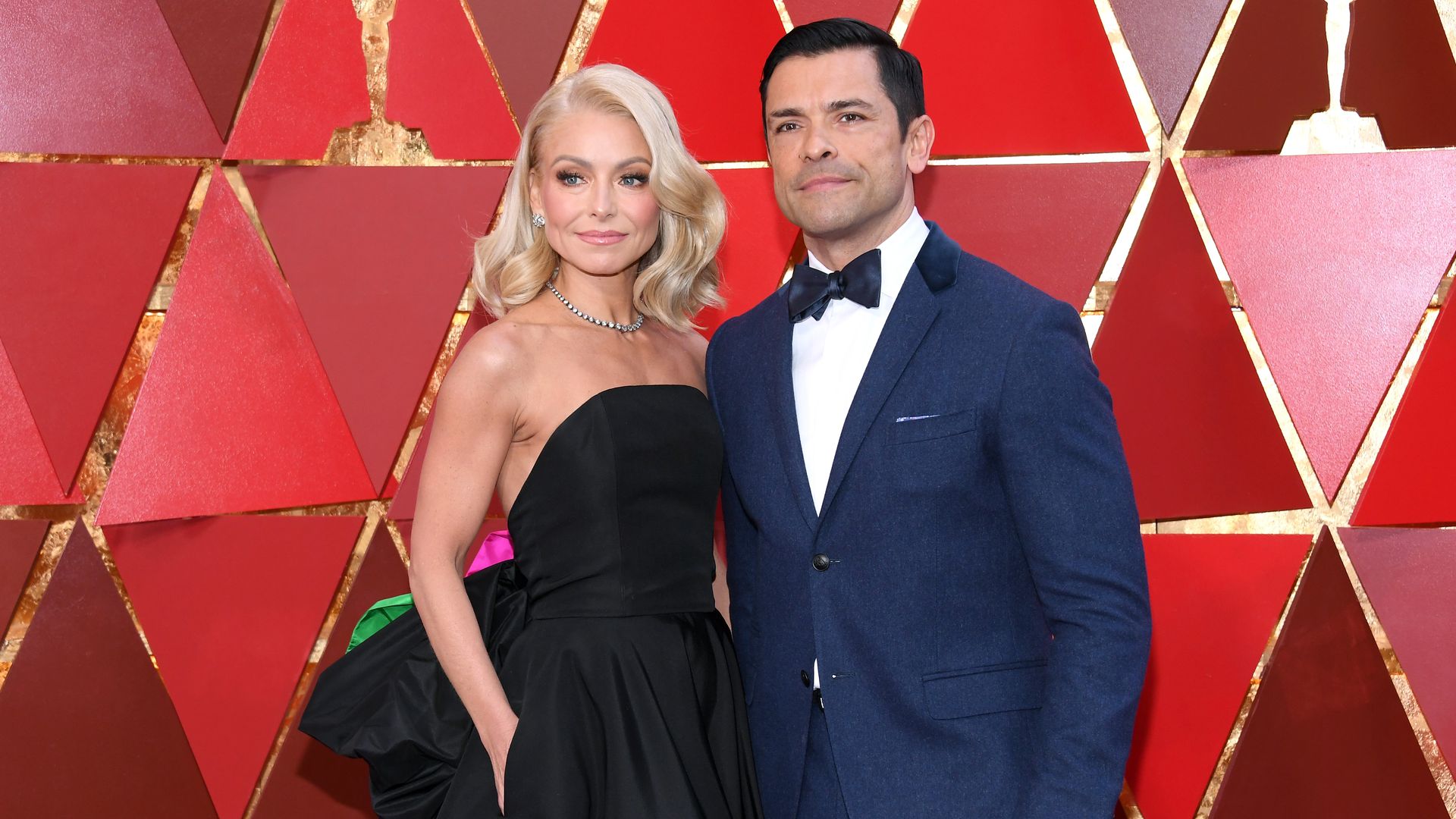 Twerk-Alarm: Wählt die beste Miley-Parodie! | Promiflash.de