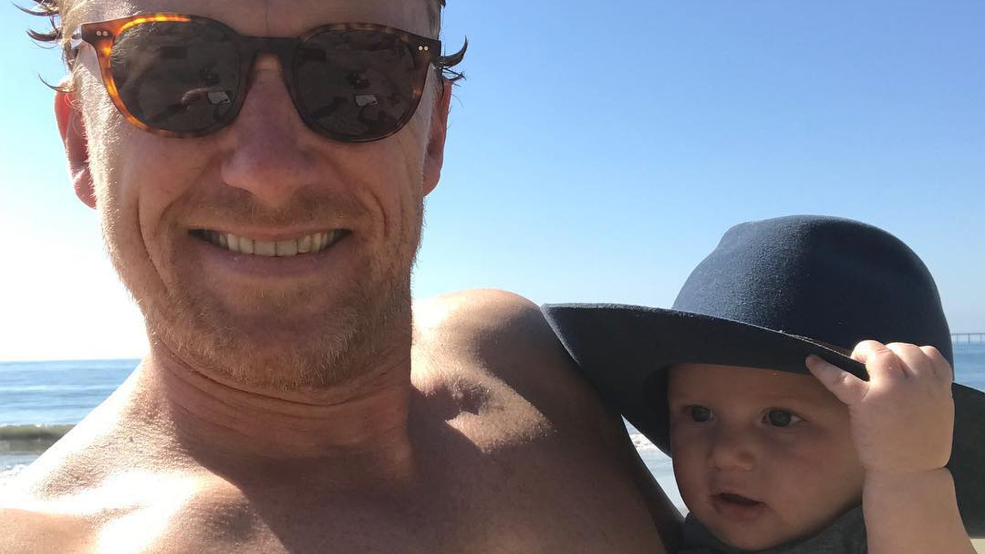 Stolzer Daddy! "Grey's Anatomy"-Kevin McKidd zeigt Söhnchen | Promiflash.de