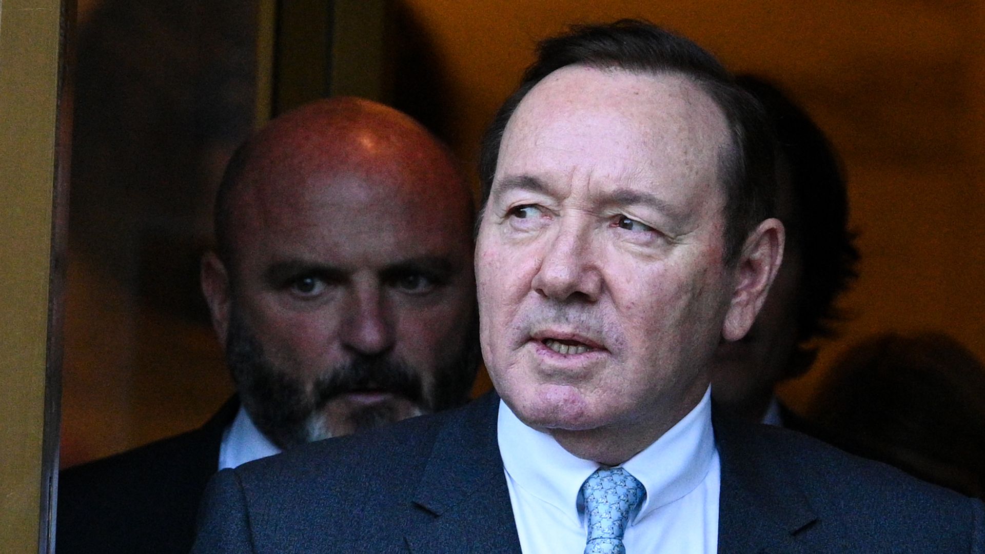 Wegen Missbrauch: Kevin Spacey steht wieder vor Gericht!