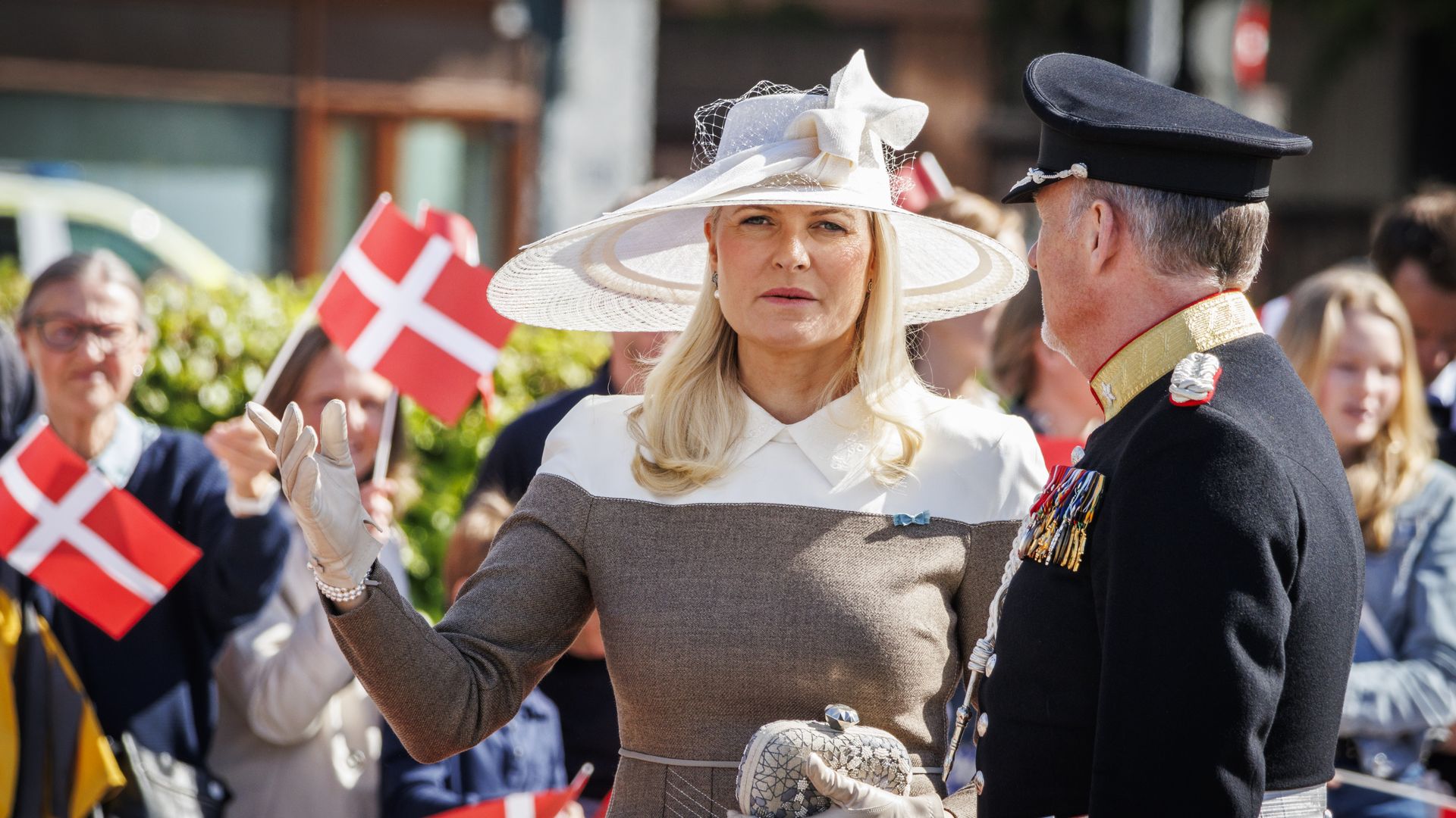 Wegen Lungenerkrankung: Mette-Marit fehlt bei royalem Termin