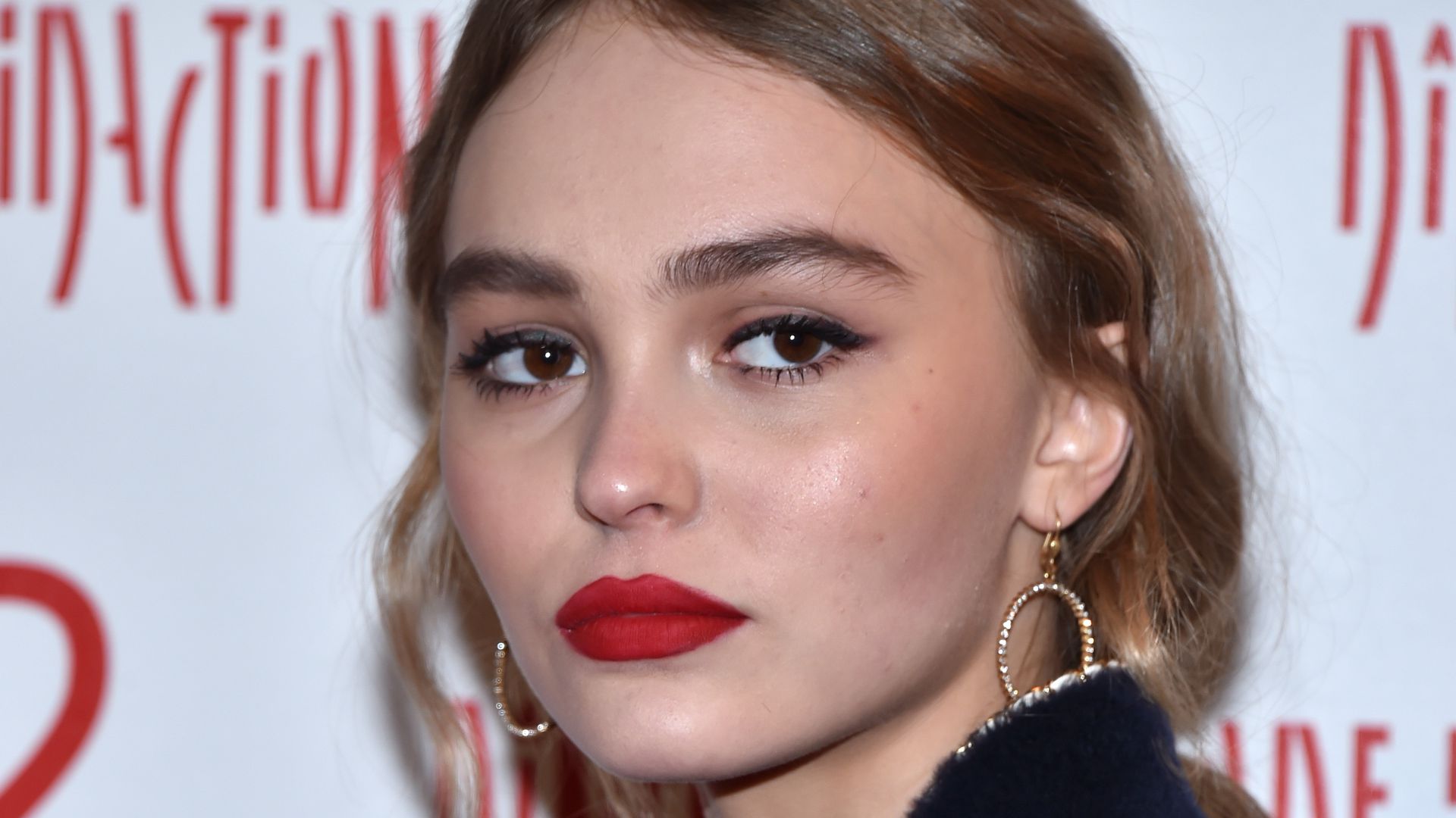 Lily-Rose Depp: Die schönsten Bilder der Teenager-Beauty! | Promiflash.de