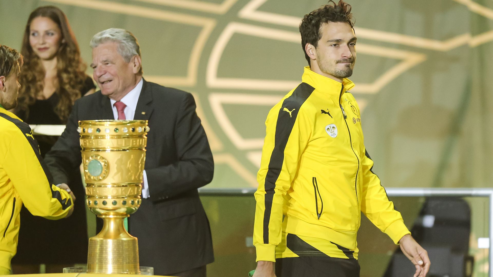 Bei seiner Hochzeit: Mats Hummels mit Bruder im Partnerlook