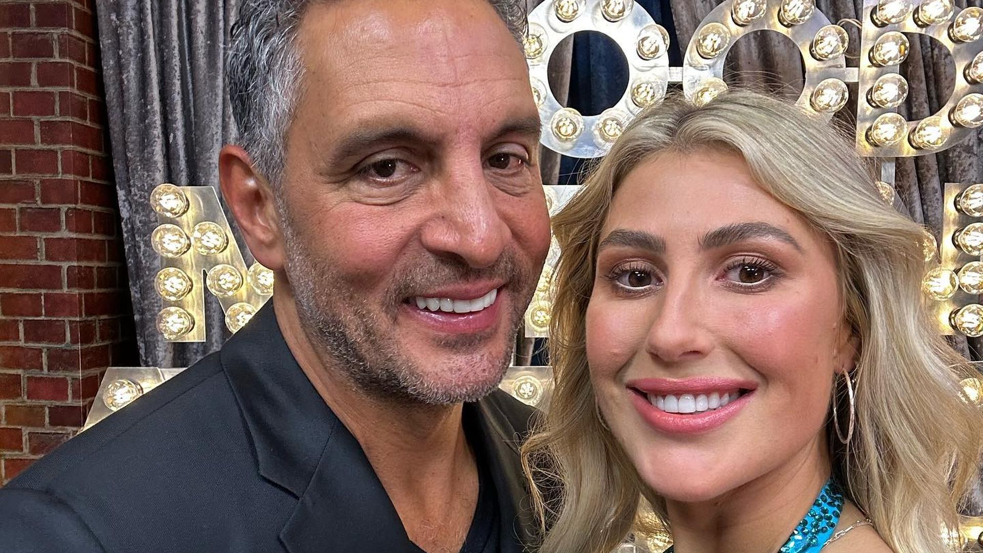 Neue Liebe? Mauricio Umansky hält Händchen mit Tanzpartnerin