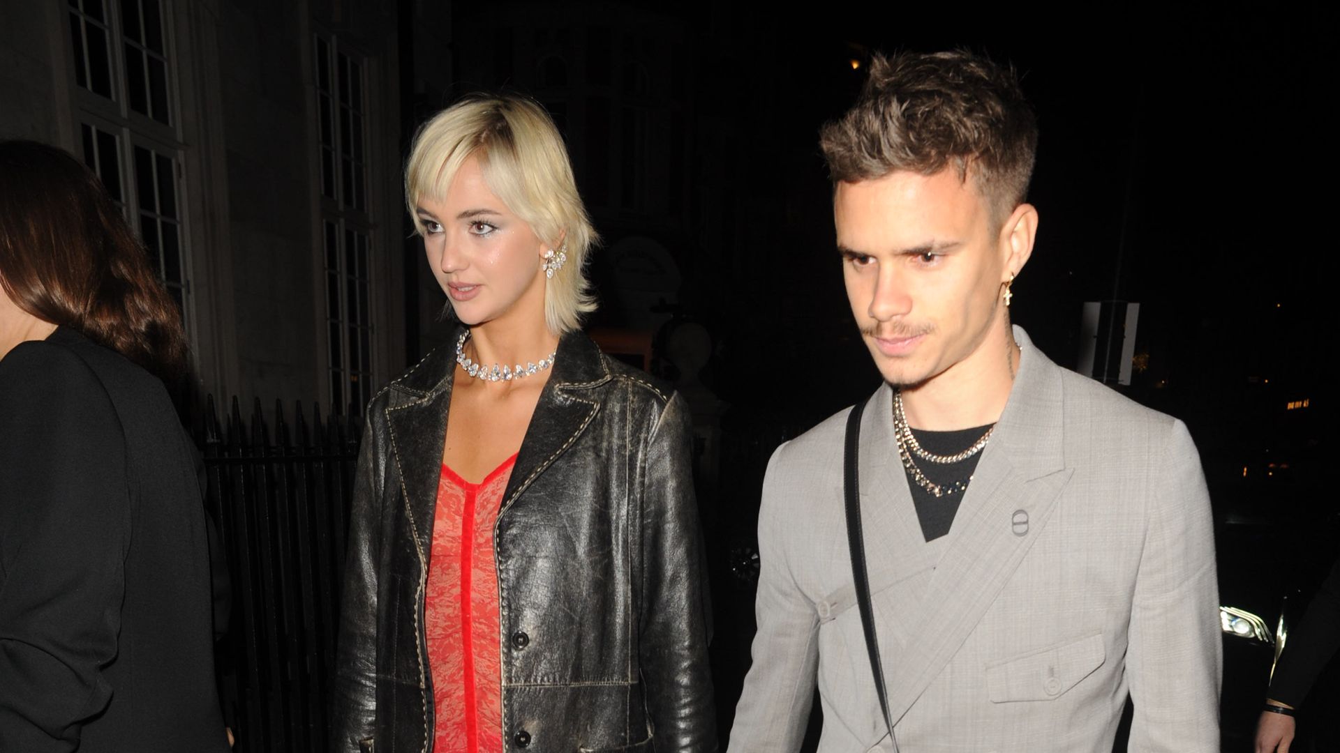 Reunion bestätigt: Romeo Beckham und Mia zusammen unterwegs