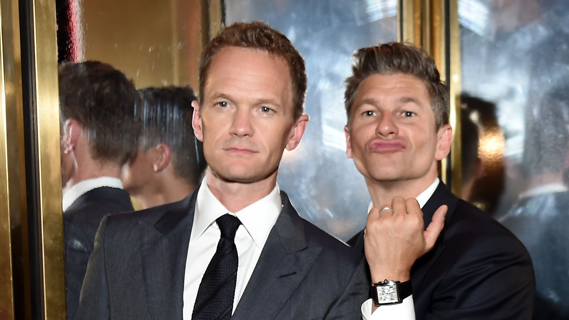 Suit up! Neil Patrick Harris in bester Barney-Stinson-Manier ...